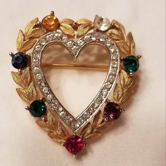 Trifari | Jewelry | Trifari Vintage Gilded Dearest Heart Brooch With ...